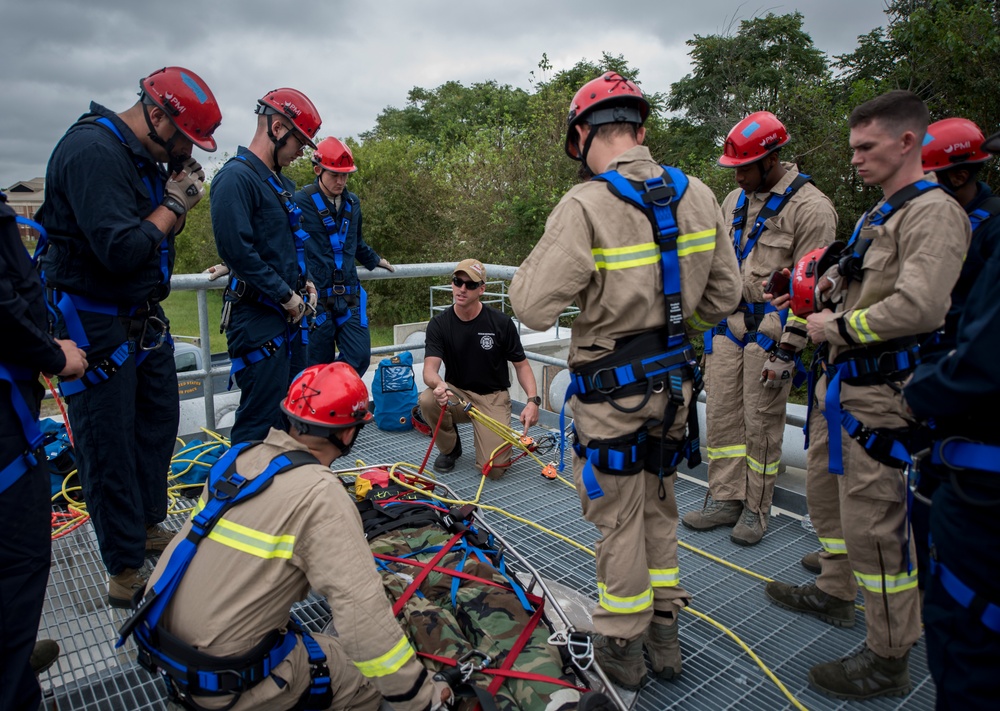 DVIDS - News - Langley firefighters rope way to preparedness