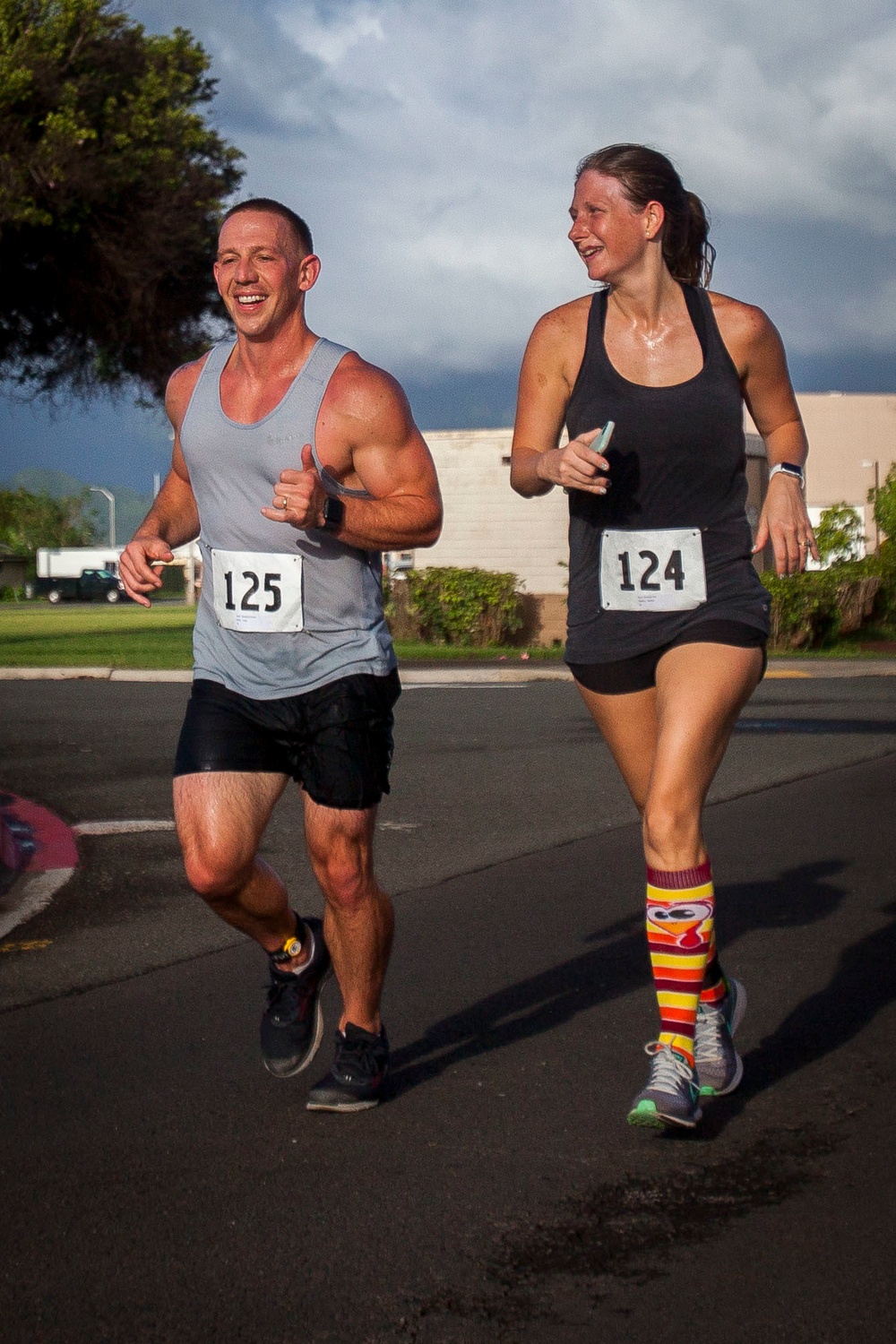 DVIDS - Images - 3rd Radio Bn. and MCCS host Turkey Trot [Image 7 of 12]