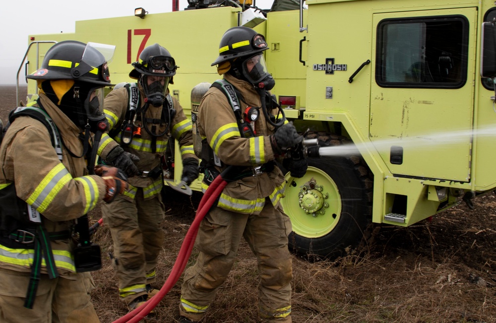 DVIDS - Images - 336th Engineer Detachment firefighters join Canadians ...
