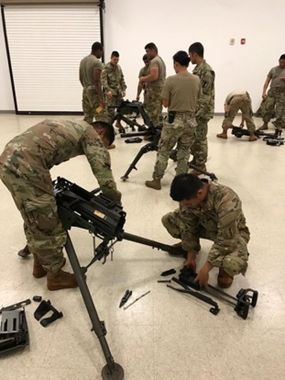 DVIDS - Images - Learning Your Weapon [Image 4 of 6]