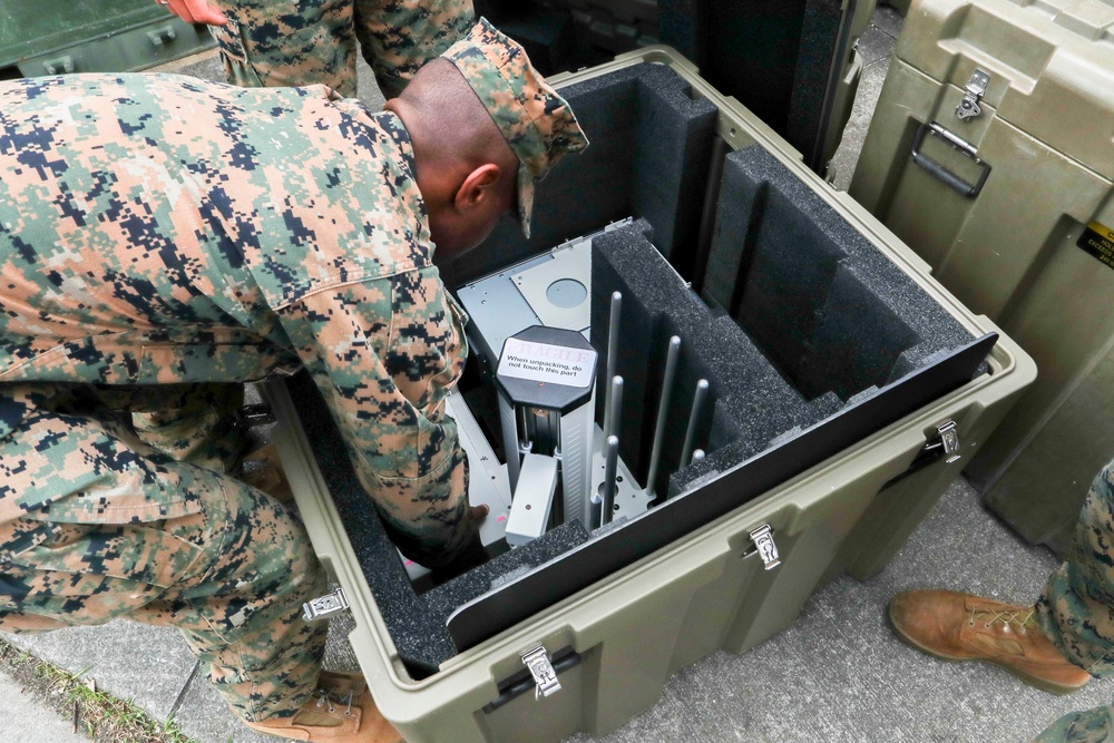 DVIDS - Images - Tactical Imagery Production System Training [Image 4 of 4]