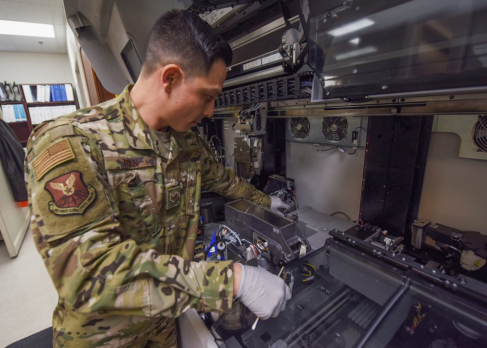 DVIDS - News - 7th MDSS laboratory brings home team of the year award