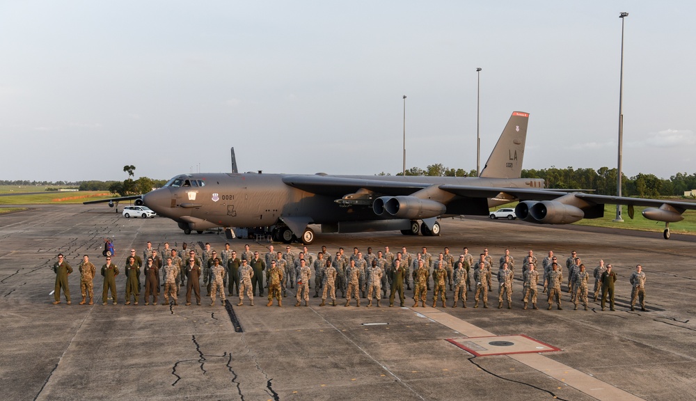 DVIDS - Images - 96th EBS, 96th EAMXS Lightning Focus group photo