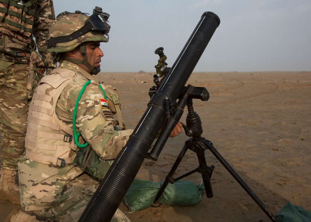 DVIDS - Images - Mortar Training [Image 5 of 7]