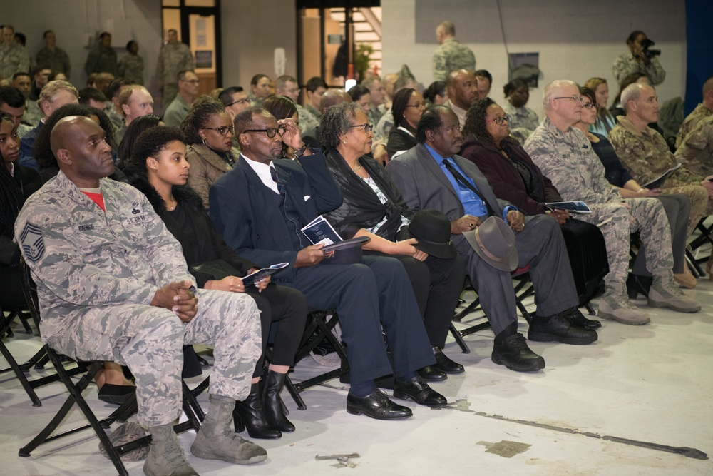 DVIDS - Images - 192nd Support Squadron holds Assumption of Command ceremony. [Image 3 of 5]