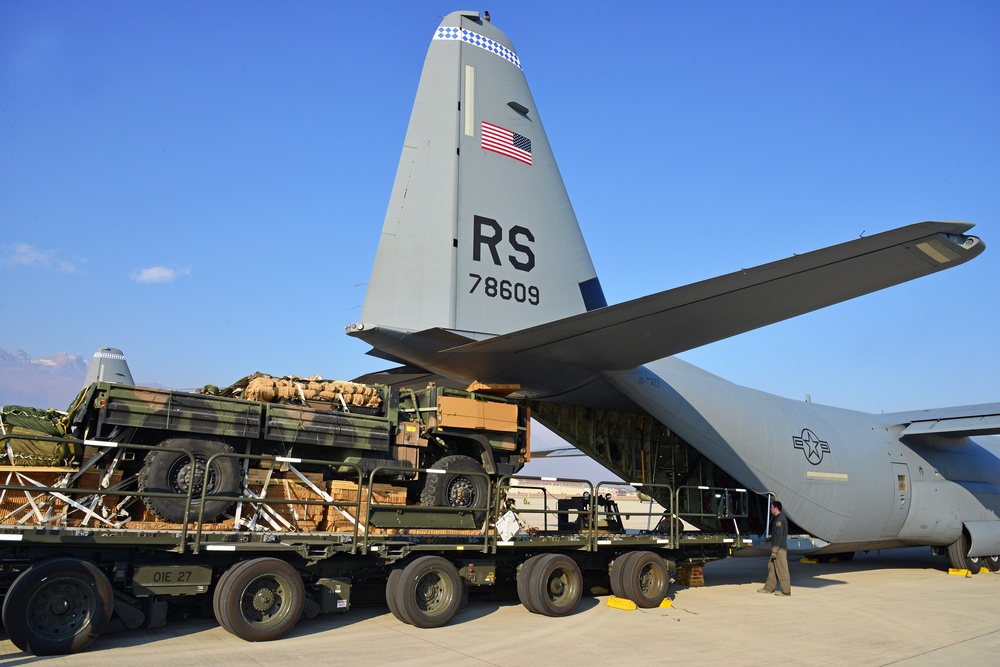 DVIDS - Images - SPARTAN EXERCISE, HEAVY DROP [Image 7 of 13]