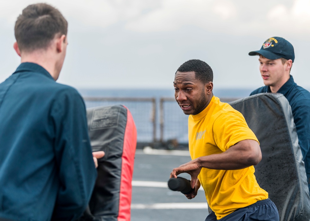 DVIDS - Images - Sailors aboard USS Ashland (LSD 48) participate in ...