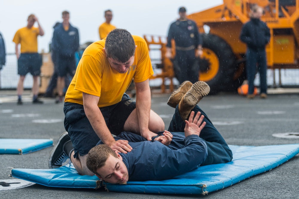 DVIDS - Images - Sailors aboard USS Ashland (LSD 48) participate in ...