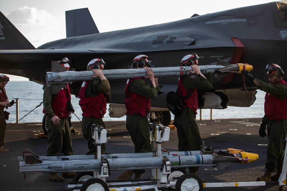DVIDS - Images - F-35s carry guided missiles on newly fitted pylons for ...