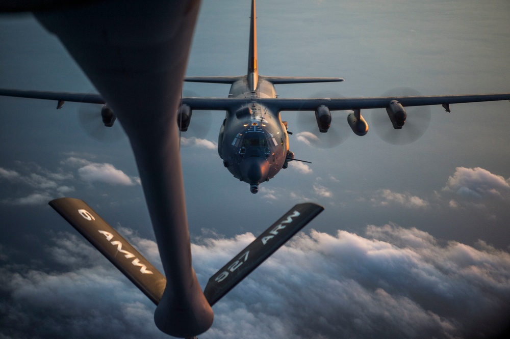 DVIDS - Images - 6 AMW provides air bridge for Exercise Emerald Warrior ...