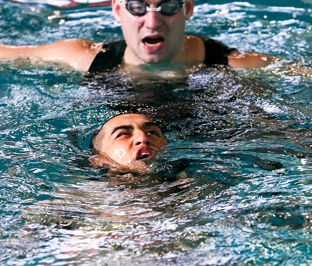 DVIDS - Images - Bravo Company dives into swim qualification training ...