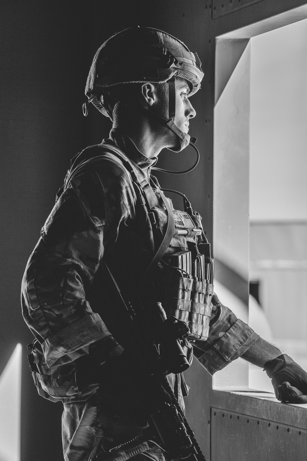 DVIDS - Images - Royal Marine Commandos Take Range 220 [Image 8 of 11]