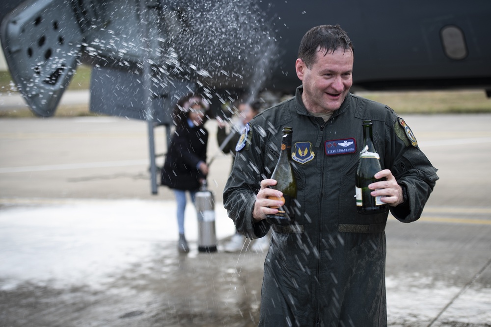 DVIDS - Images - U.S. Air Force Maj. Steven Strasbaugh's "fini flight ...