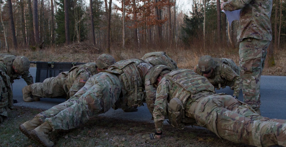 DVIDS - Images - Soldiers compete in friendly competition [Image 11 of 13]