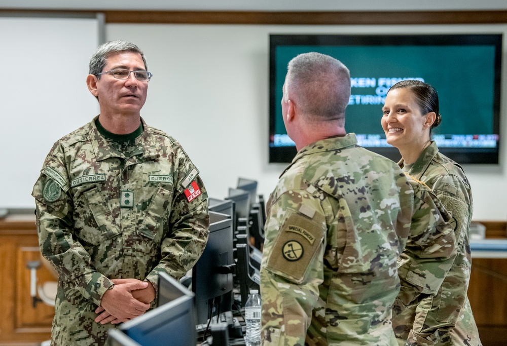 DVIDS - News - West Virginia National Guard hosts Peruvian General as ...