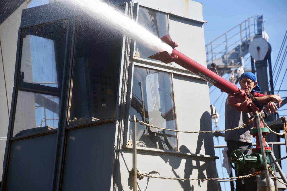 DVIDS - Images - USNS Guadalupe Performs Testing on Foam Fire ...