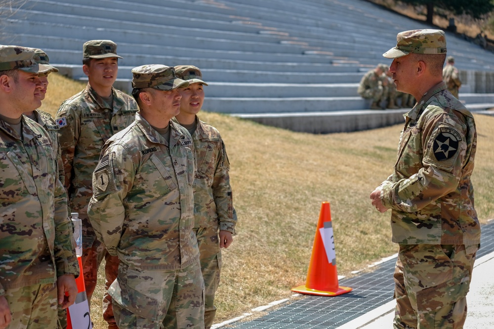 DVIDS - Images - 2ID DCG-M Visits Soldiers During 2ID Best Warrior ...