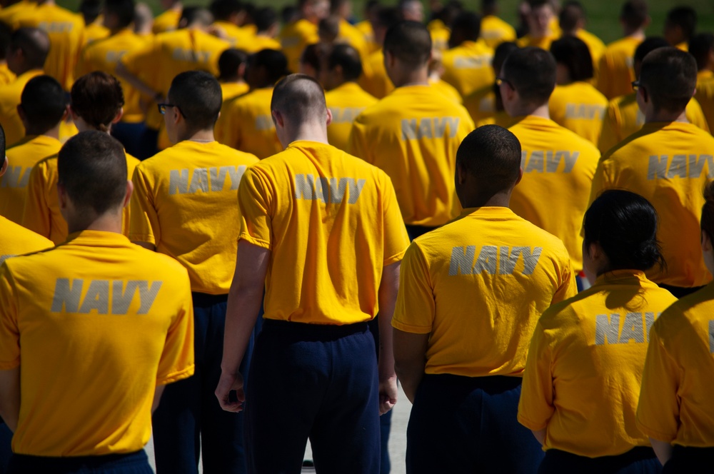 DVIDS - Images - Recruits and RTC Personnel Participate in First 1.5 ...
