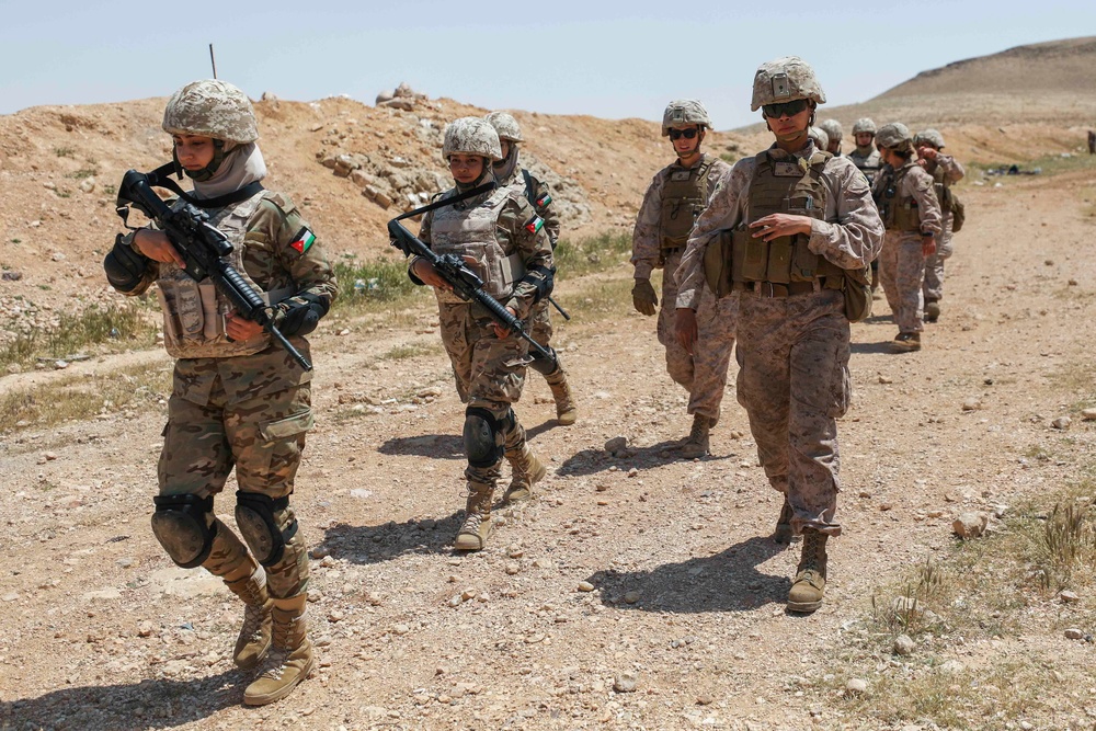 DVIDS - Images - Female Engagement Team Live Fire Combat Marksmanship ...