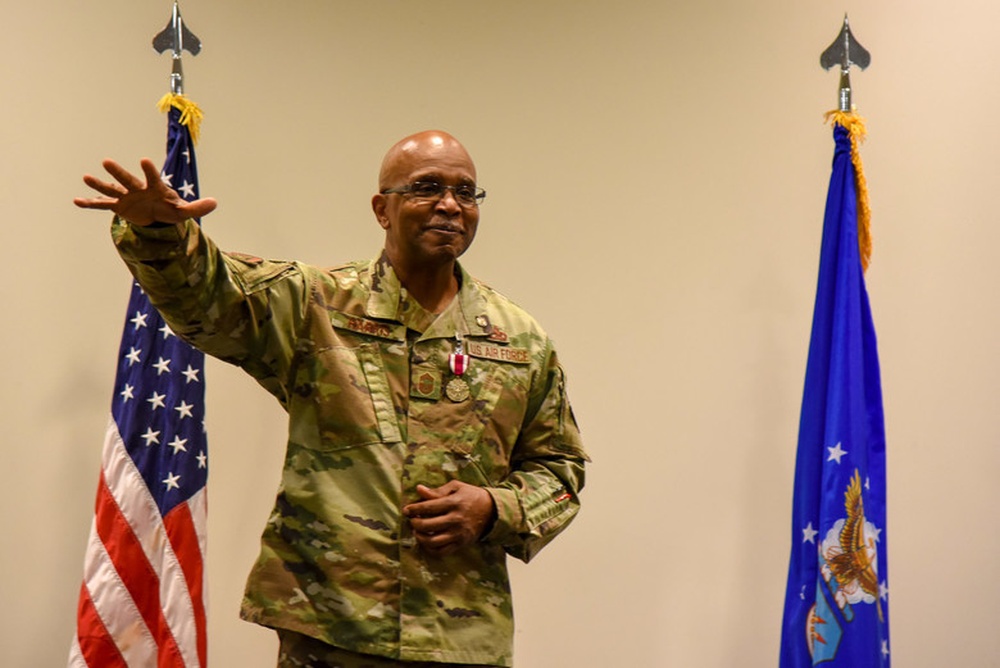 DVIDS - Images - CMSgt. Harris drops mic on 34 year career [Image 3 of 4]