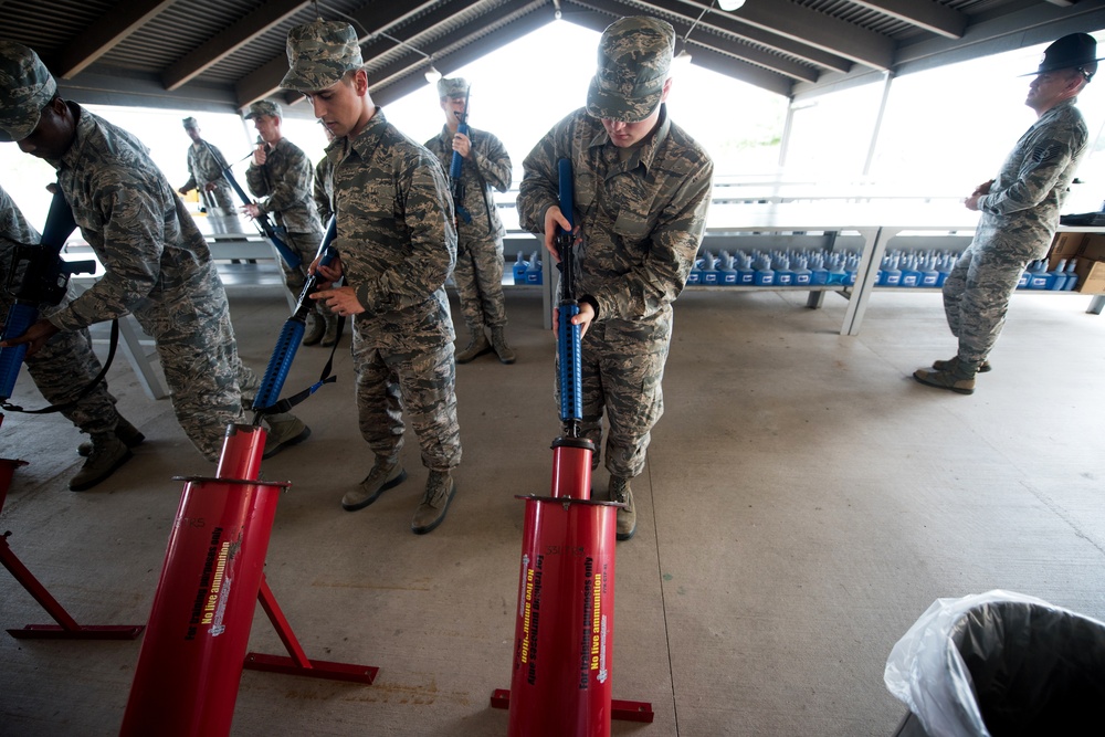 DVIDS - Images - 331TRS: Weapon Familiarization Training [Image 1 of 16]