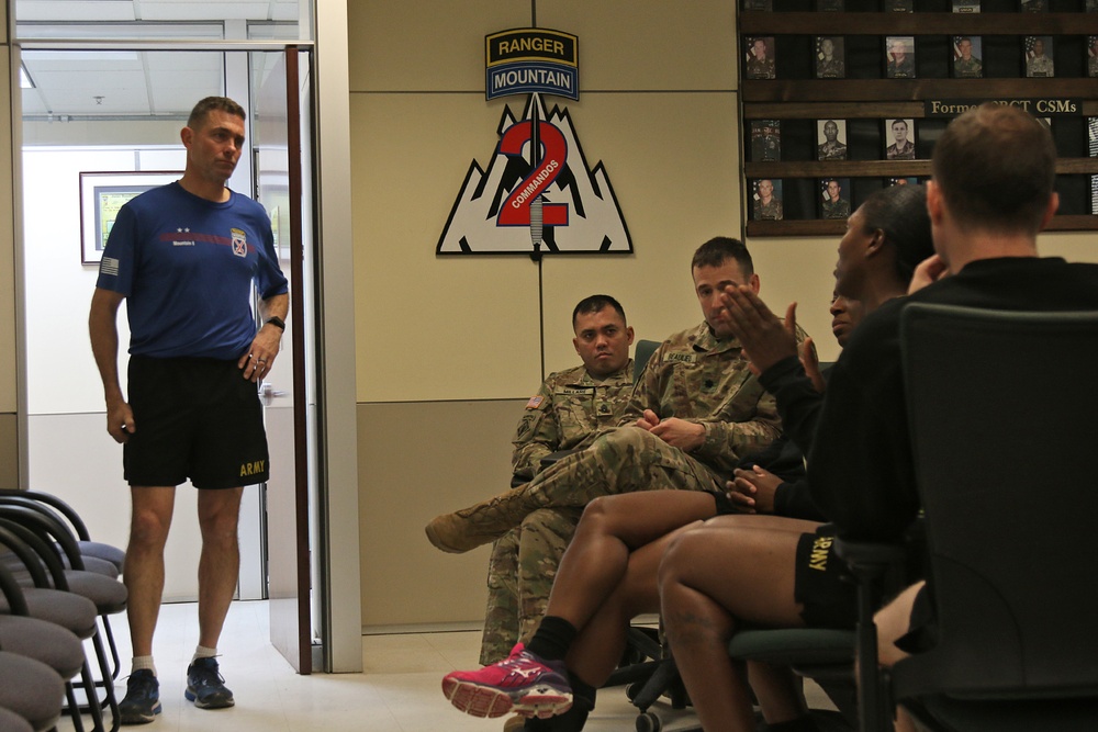 DVIDS - Images - Commandos meet new 10th MTN commander [Image 1 of 10]