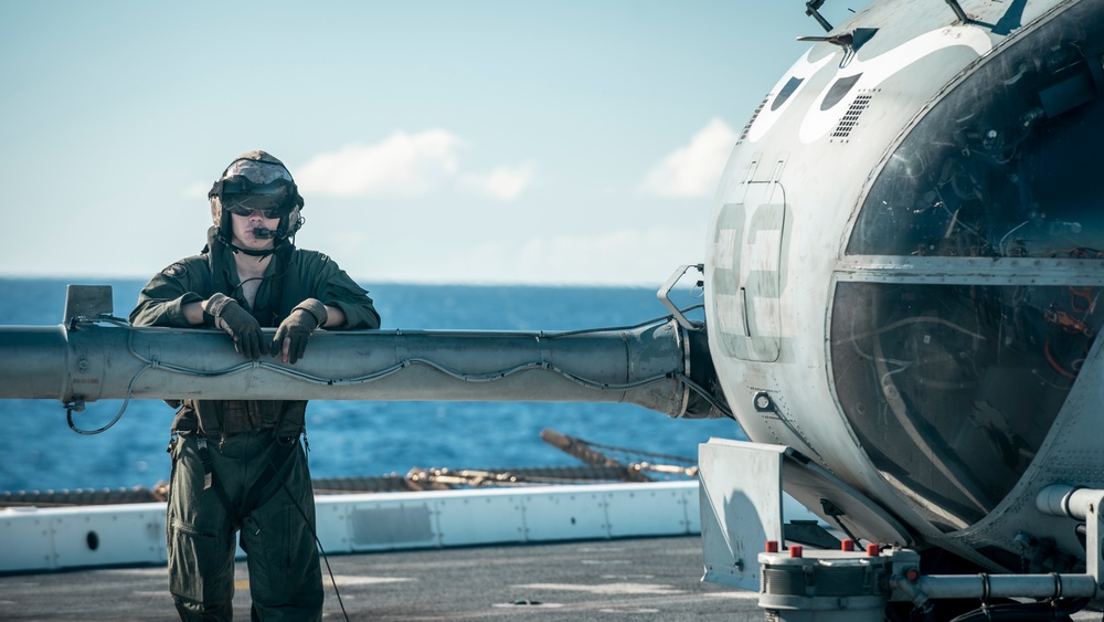 DVIDS - Images - 11th MEU CH-53 Flight Ops Aboard USS JPM [Image 8 of 14]