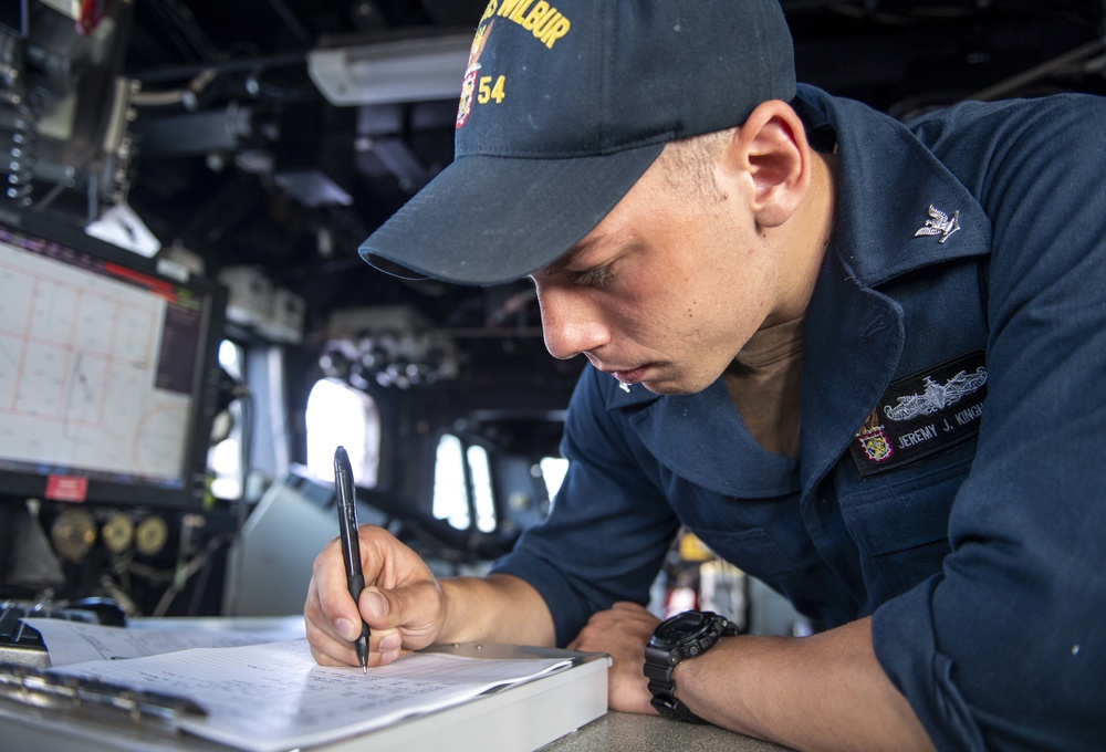DVIDS - Images - USS Curtis Wilbur Bridge Watch [Image 5 of 5]