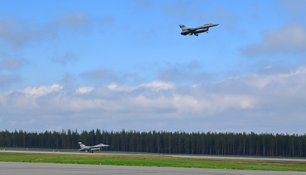 DVIDS - Images - Arctic Challenge Exercise 2019 [Image 7 of 14]