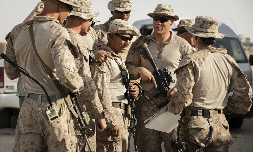 DVIDS - Images - Ready, Set, Draw: Combat Art Program [Image 2 of 5]