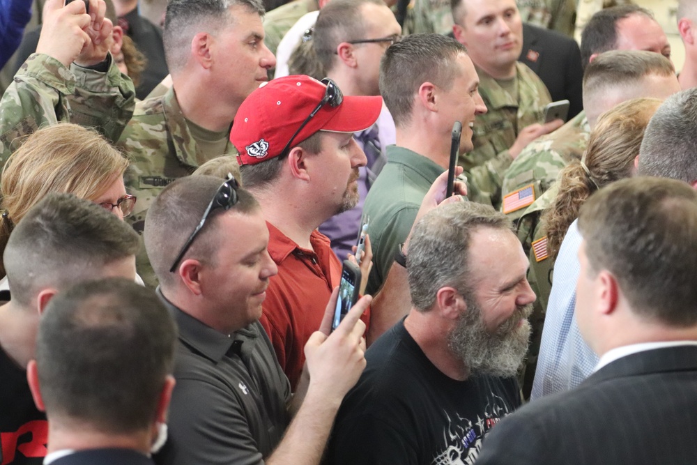 DVIDS - Images - Vice President Mike Pence visits Fort McCoy [Image 22 ...