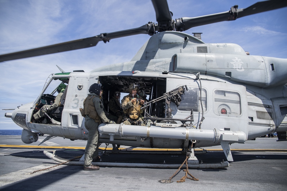 DVIDS - Images - 31st MEU Reconnaissance Marine prepares for VBSS ...
