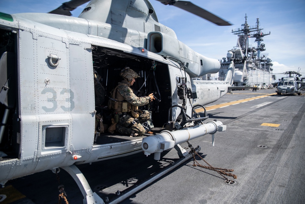 DVIDS - Images - 31st MEU Reconnaissance Marine prepares for VBSS ...