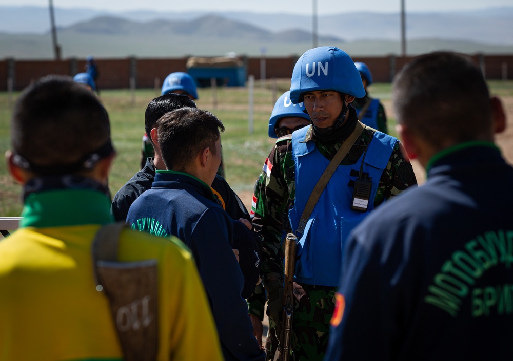 DVIDS - Images - Indonesian airmen conduct peacekeeping checkpoint ...