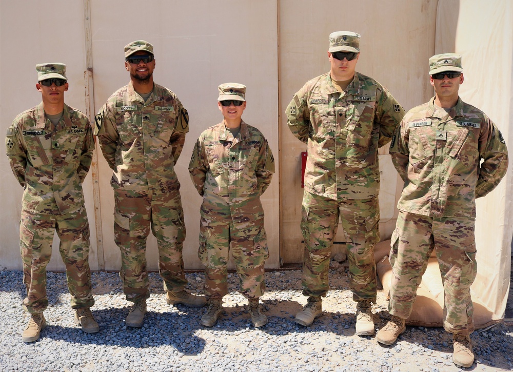 DVIDS - Images - Basic Leaders Course Graduation Class 706 [Image 10 of 14]