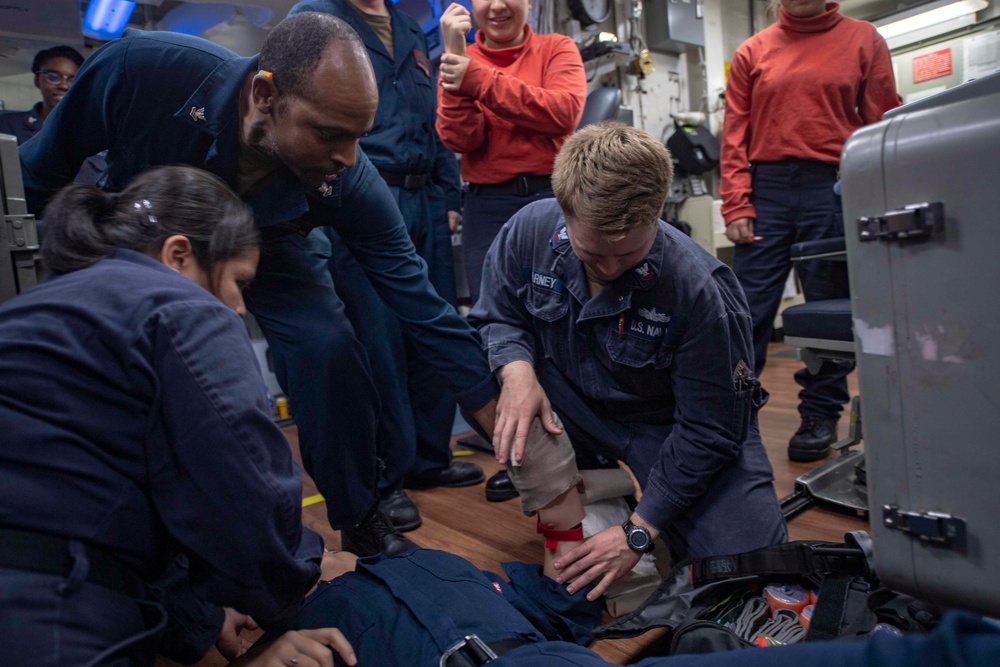 DVIDS - Images - USS McCampbell medical training team exercise [Image 1 ...