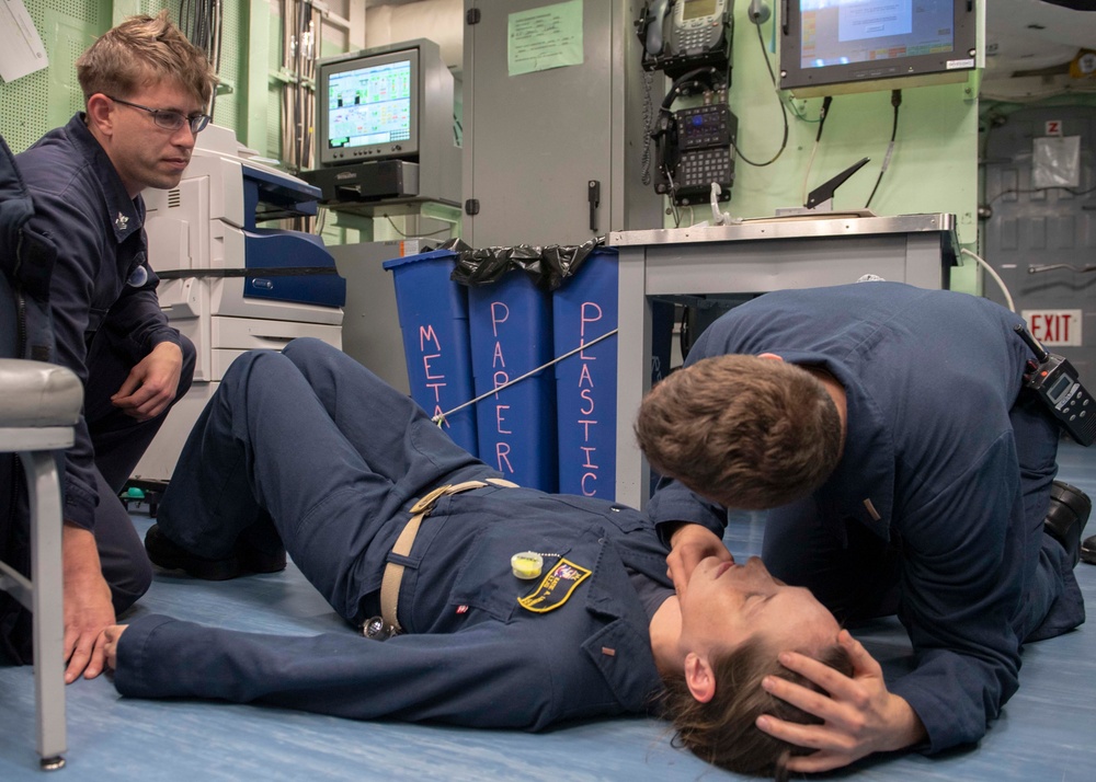 DVIDS - Images - Medical Training Team Aboard USS Chancellorsville ...