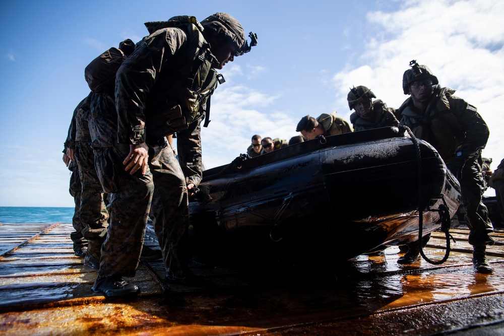 DVIDS - Images - 31st MEU Marines execute boat raid exercise on Stone ...