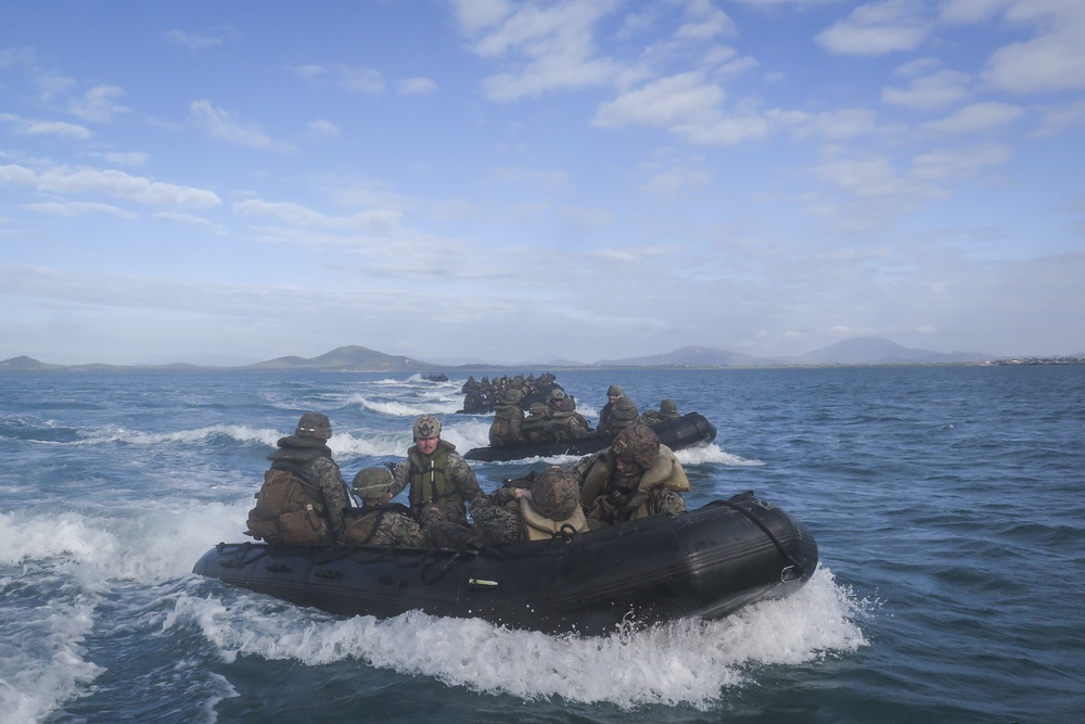 DVIDS - Images - 31st MEU Marines execute boat raid exercise on Stone ...