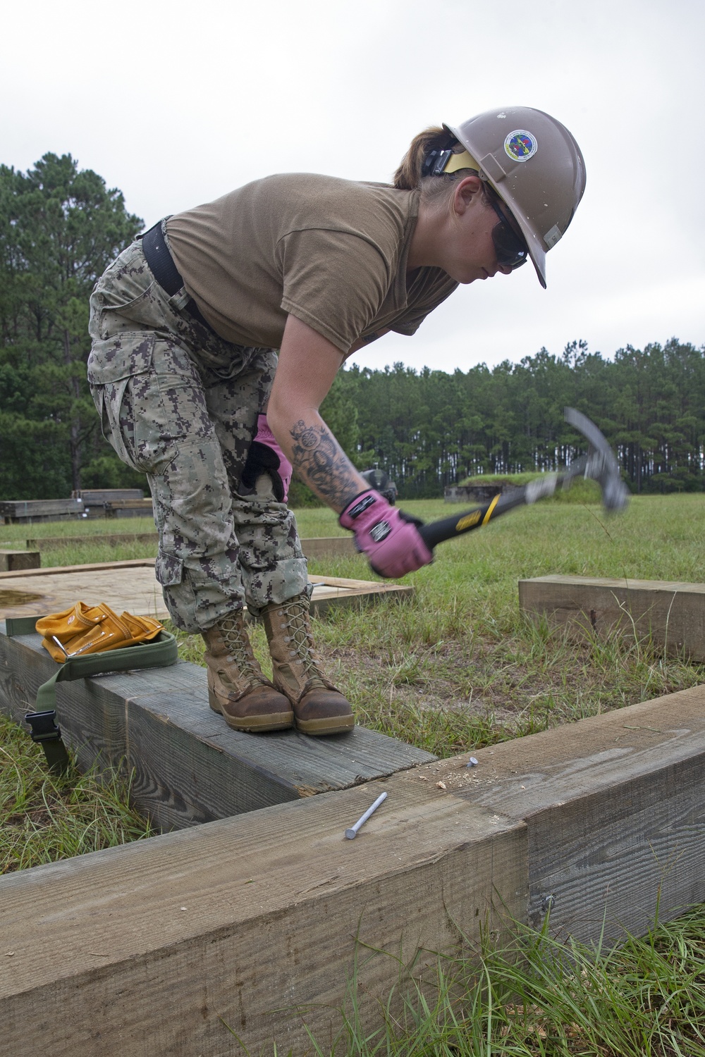 DVIDS - Images - Leadership Reaction Course & Bunker Build [Image 1 of 6]
