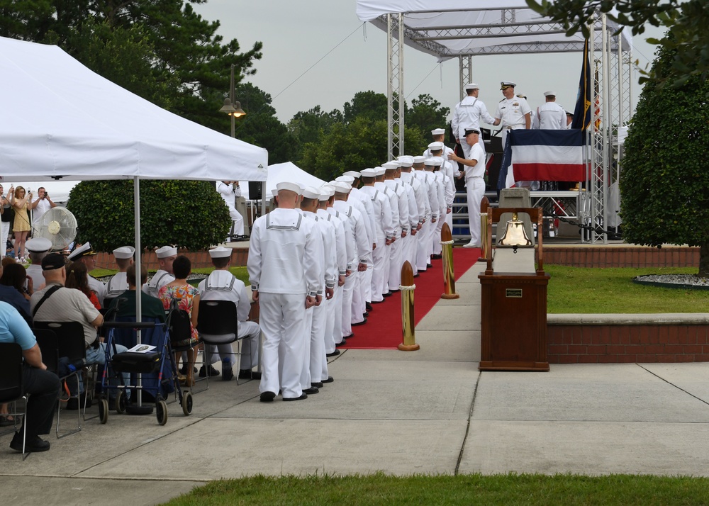 DVIDS - Images - Nuclear Power School Class 1903 Graduation [Image 7 of 10]