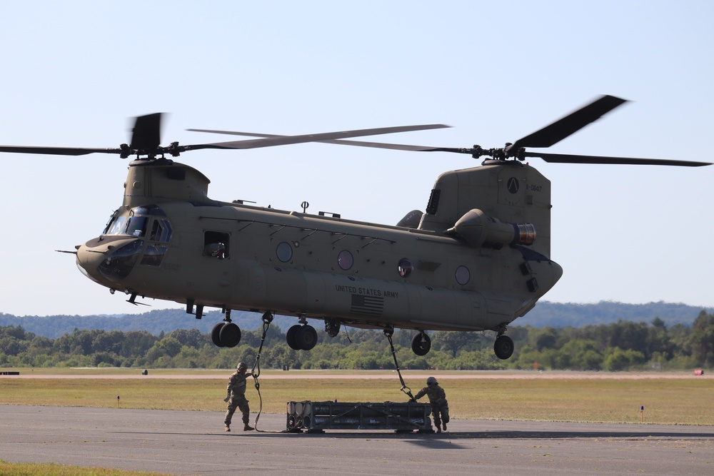 DVIDS - Images - CH-47 Chinook, crew support 89B sling-load training at Fort McCoy [Image 48 of 60]
