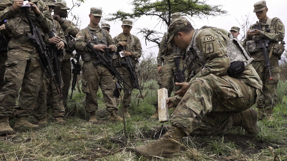 DVIDS - Images - Counter I.E.D. training at Shared Accord 2019 [Image 1 ...