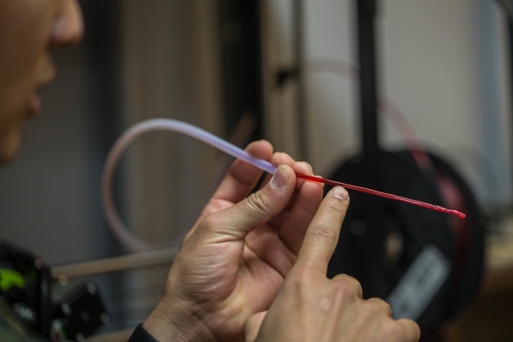 DVIDS - Images - 2nd Marine Logistics Group Makerspace Crash Course ...