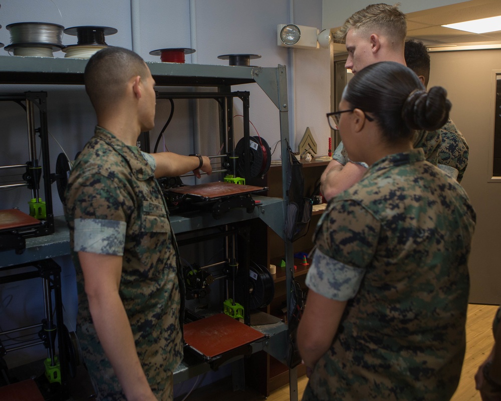 DVIDS - Images - 2nd Marine Logistics Group Makerspace Crash Course ...