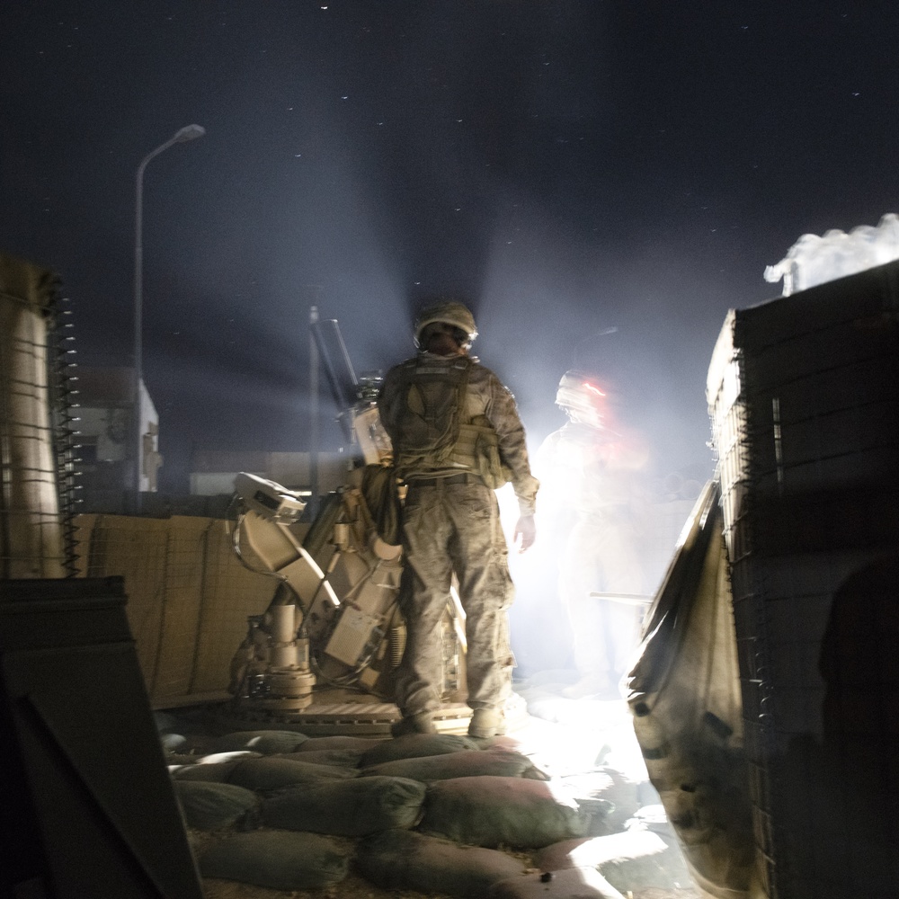 DVIDS - Images - Marines supporting OIR fire mortars during training ...