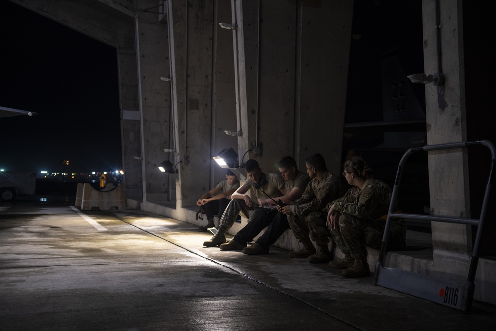 DVIDS - Images - 18th CMS keeps pilots ready for anything [Image 8 of 13]