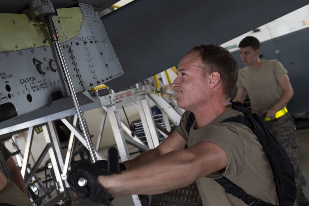DVIDS - Images - A-10 phase inspection promotes flight readiness [Image ...