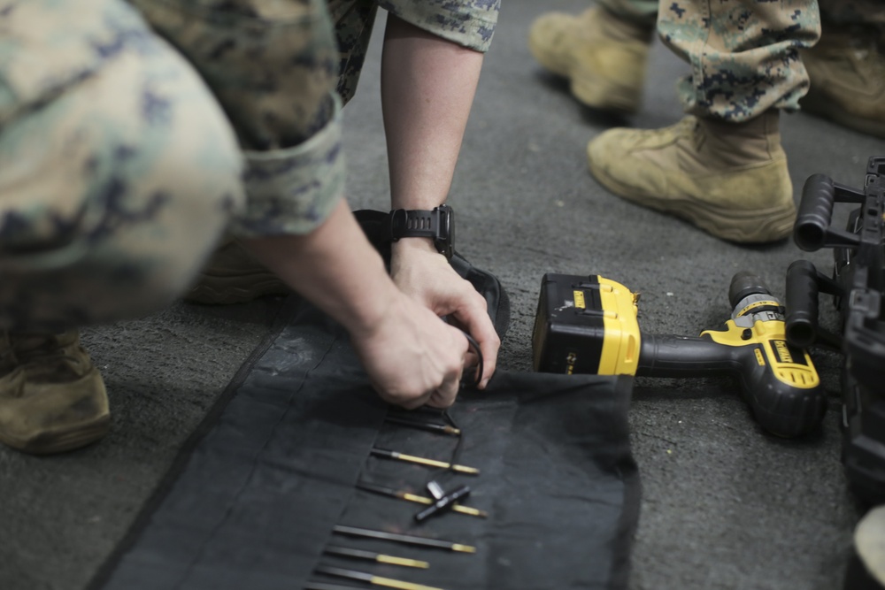 DVIDS - Images - 11th MEU conducts a simulated explosive ordnance ...