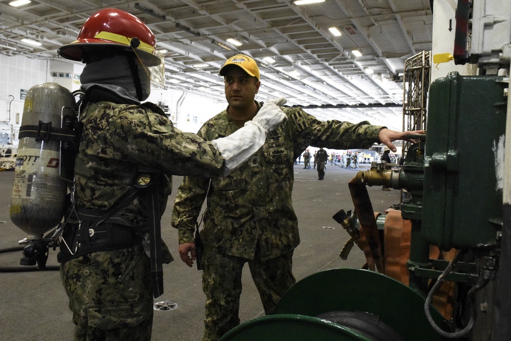 DVIDS - Images - USS Theodore Rooselvelt (CVN 71) [Image 1 of 2]